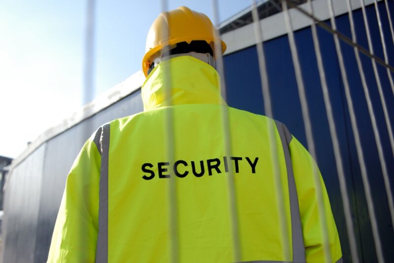 5-ways-construction-site-security-guards-deter-vandalism-boost-security