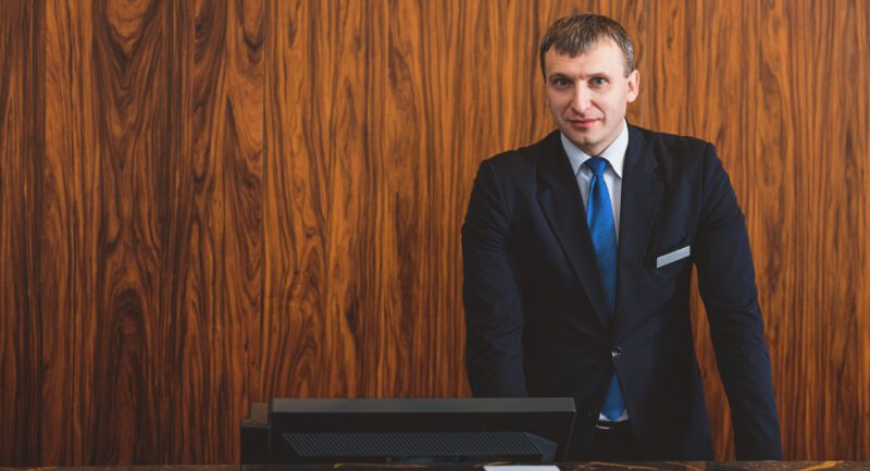 Checklist Of Information You Need Before Hiring Front Desk Guard Services