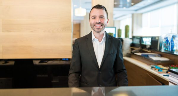 Roles & Responsibilities Of A Front Desk Security Officer In An Office ...