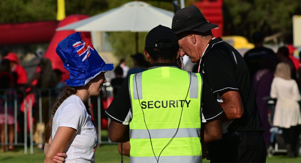 Customer Service Duties & Responsibilities Of Security Guards